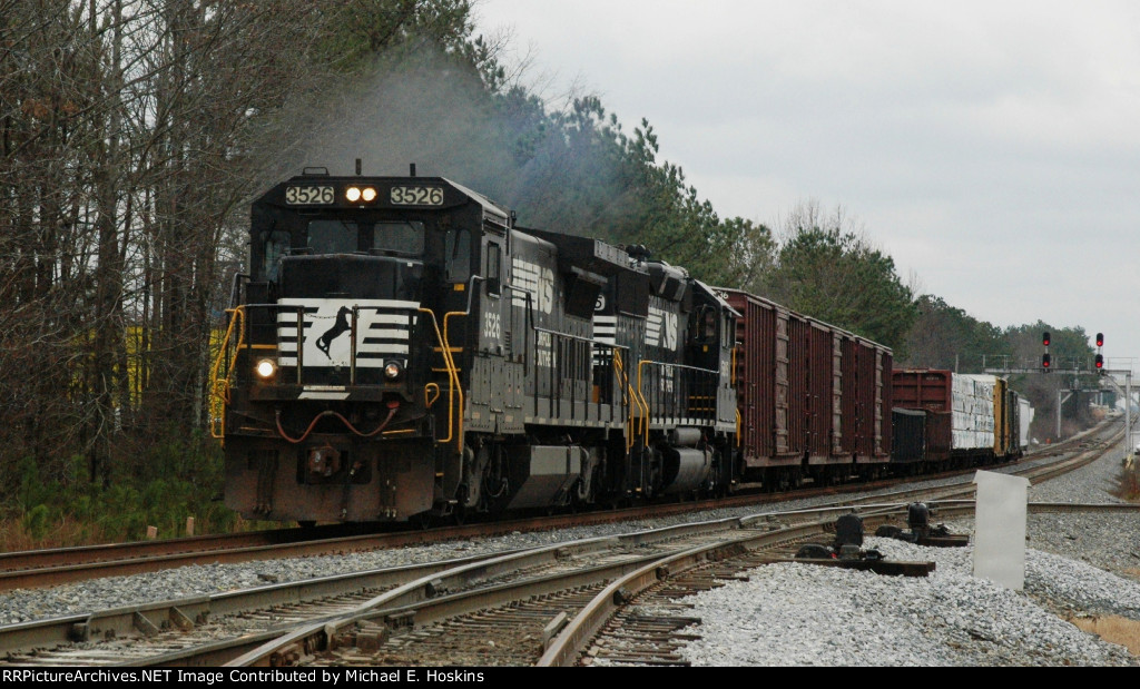 ns 3526 comming out of Reys Yd.